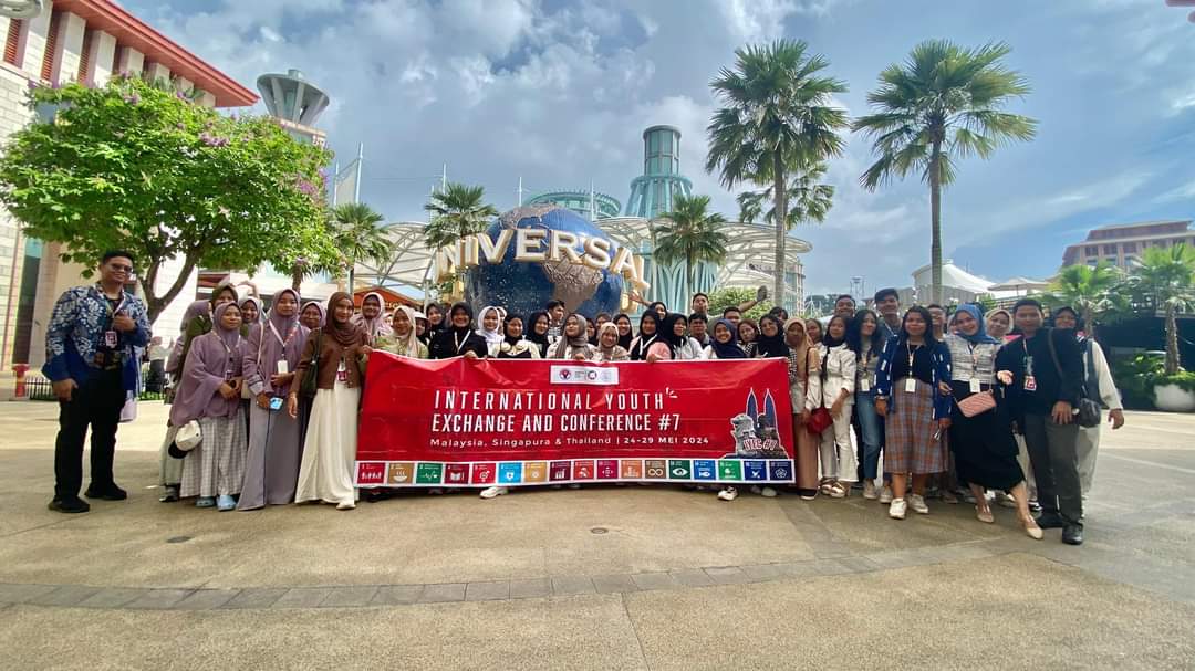 Mahasiswi UIN Ar-Raniry Ikuti Program IYEC Chapter Singapura, Malaysia dan Thailand - AcehGround