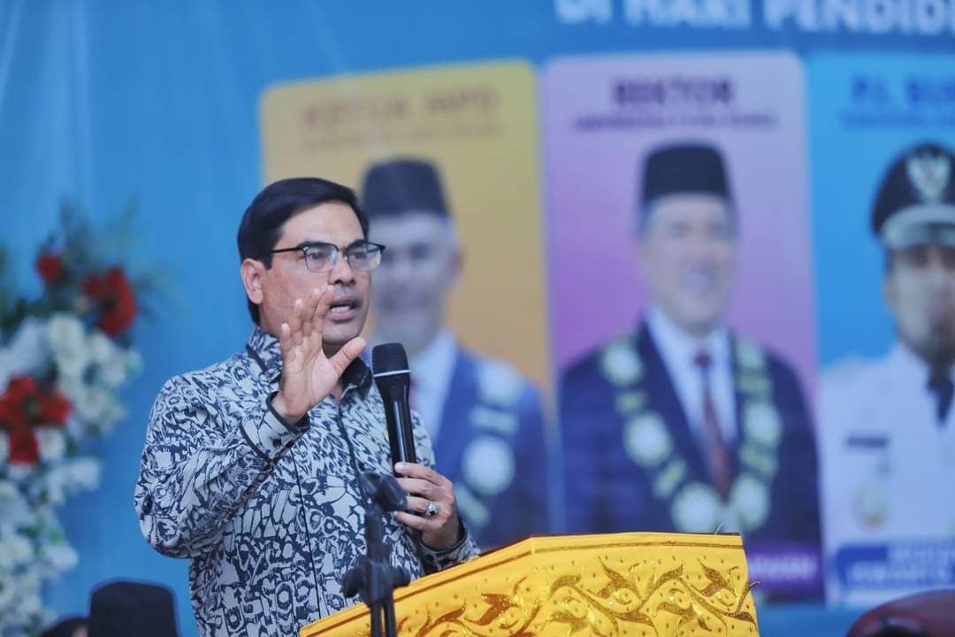 Prof Mujib Sampaikan Perlu Aturan Jam Operasional Warung Kopi untuk ...