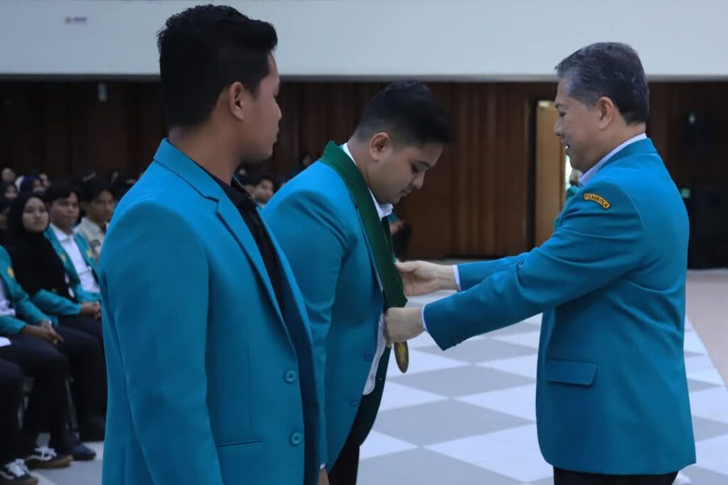 Prof Marwan, Rektor USK Lantik Pengurus Ormawa - AcehGround