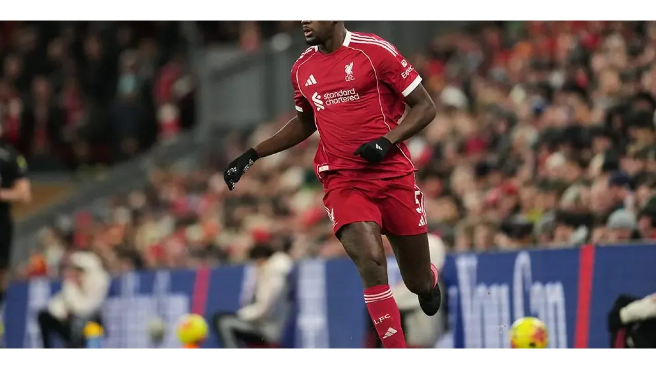 Ayah Ibrahima Konate Meninggal Dunia, Bek Liverpool Absen di Laga ...