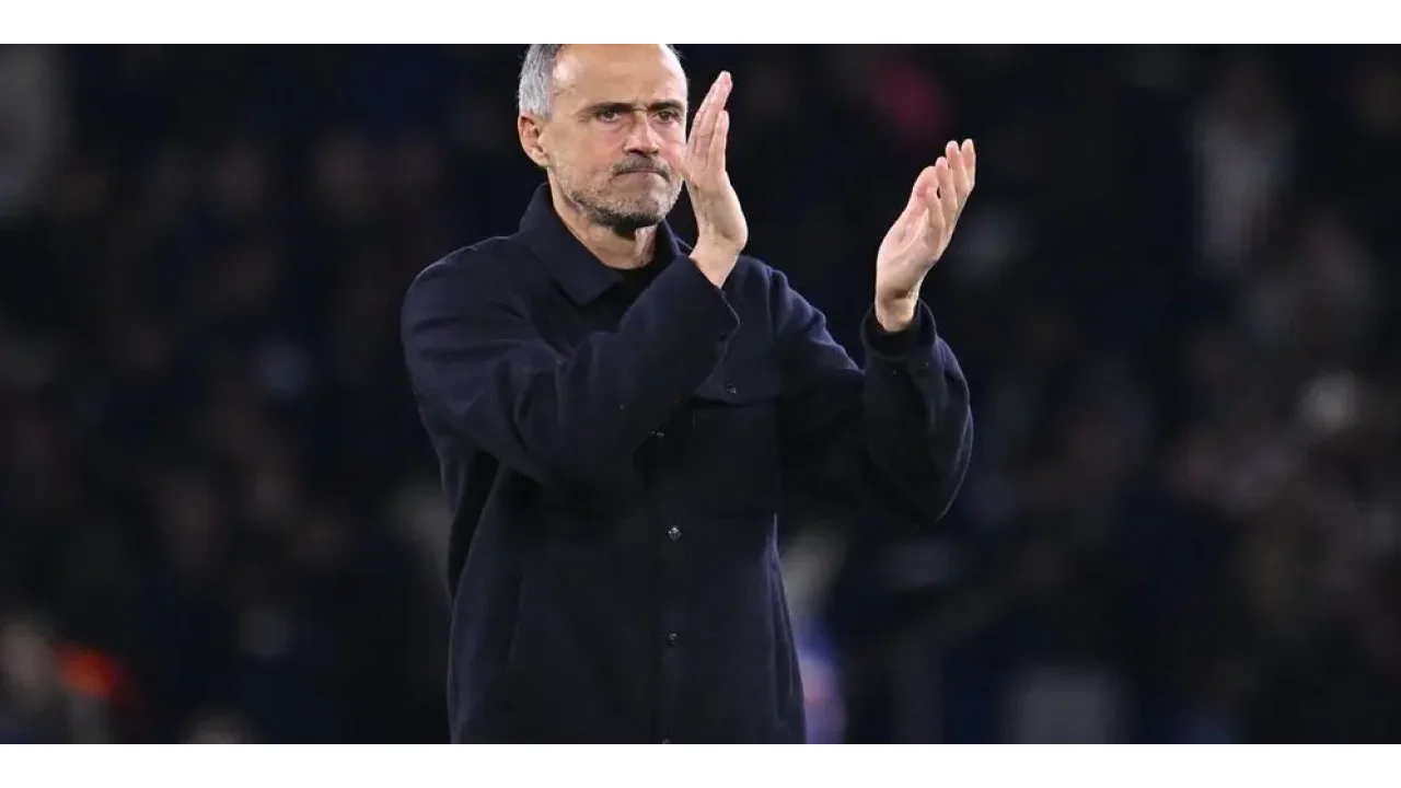 Luis Enrique Dikabarkan Tak Perpanjang Kontrak di PSG, Manchester ...