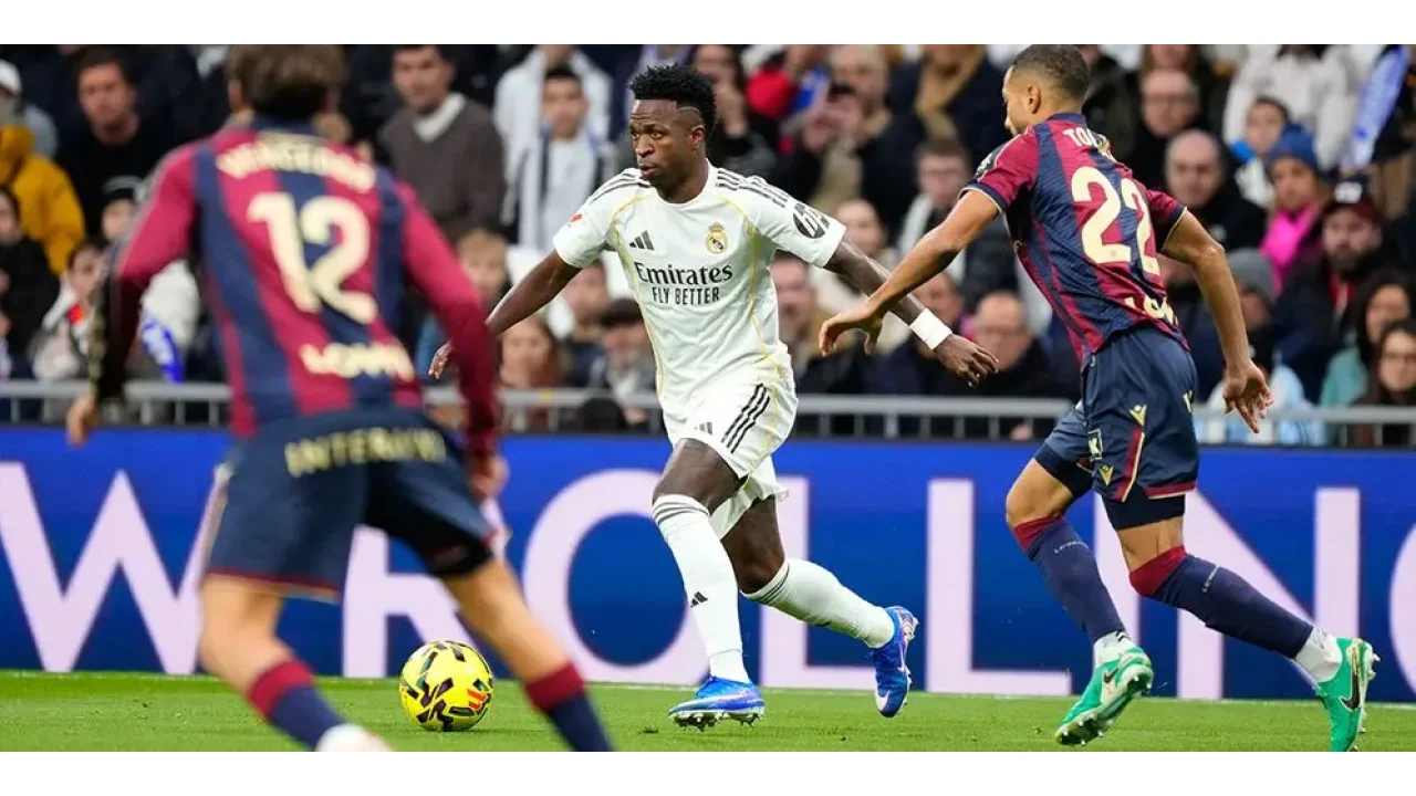 Mantan Gelandang Chelsea Jody Morris: Vinicius Jr Terlalu Tua dan Tak ...