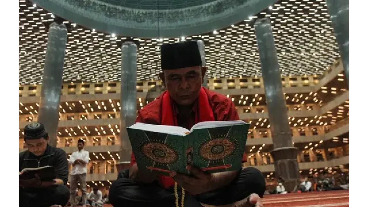 Memahami Tadabbur: Pengertian Mendalam, Dalil Al-Qur'an, dan ...
