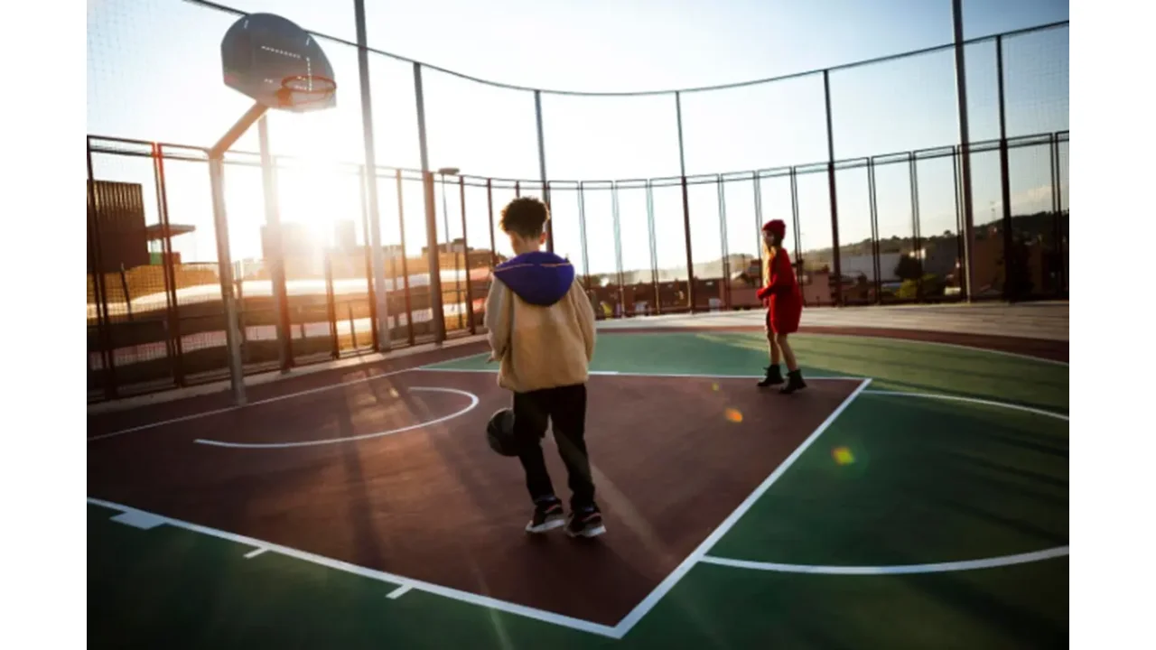 Menguasai Lapangan: Panduan Komprehensif Teknik Dasar dan Aturan ...