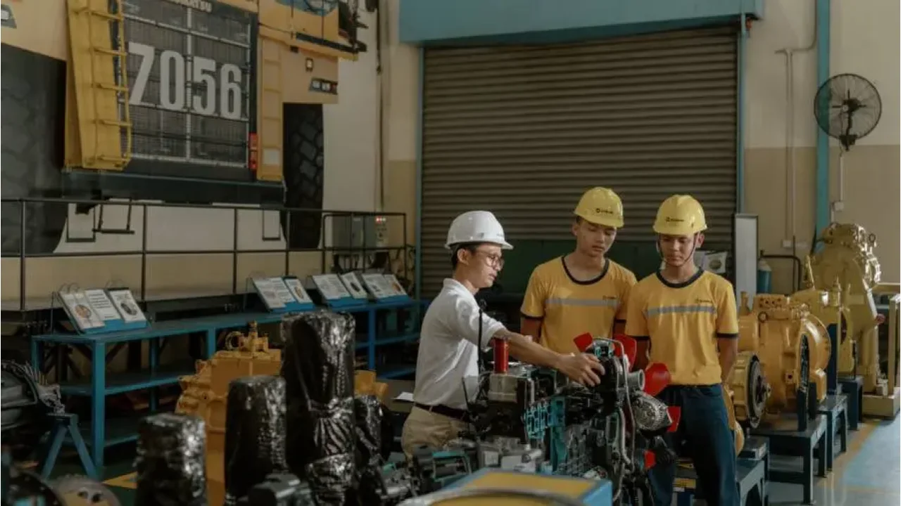 United Tractors (UNTR) Umumkan Rencana Buyback Saham Senilai Rp2 ...