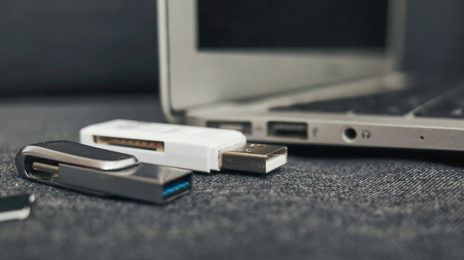 Diabolic Parasite: Perangkat USB Baru Ini Mampu Injeksi Data dan Memata ...